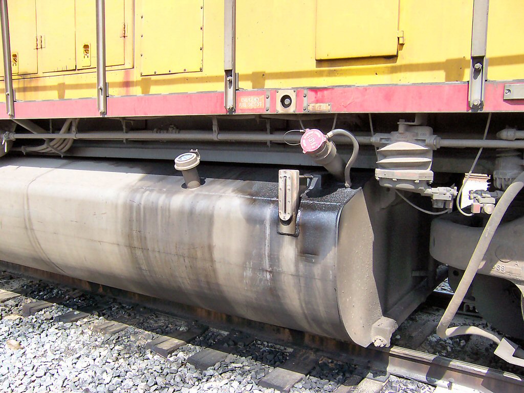UP 2231 fuel tank closeup